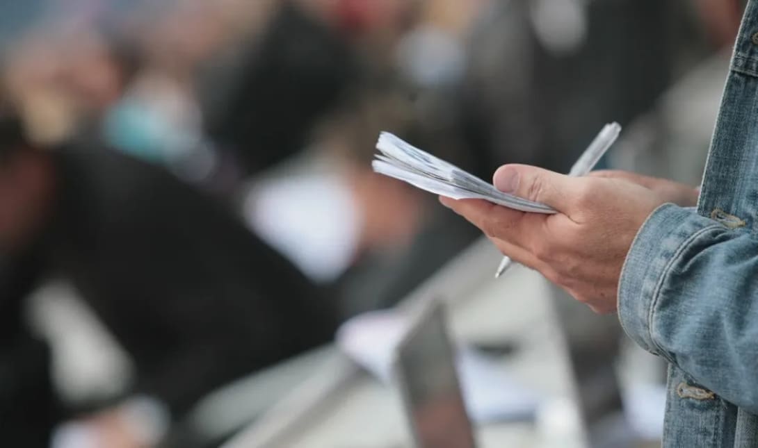 Οι δημοσιογράφοι στην πρώτη γραμμή των συλλαλητηρίων